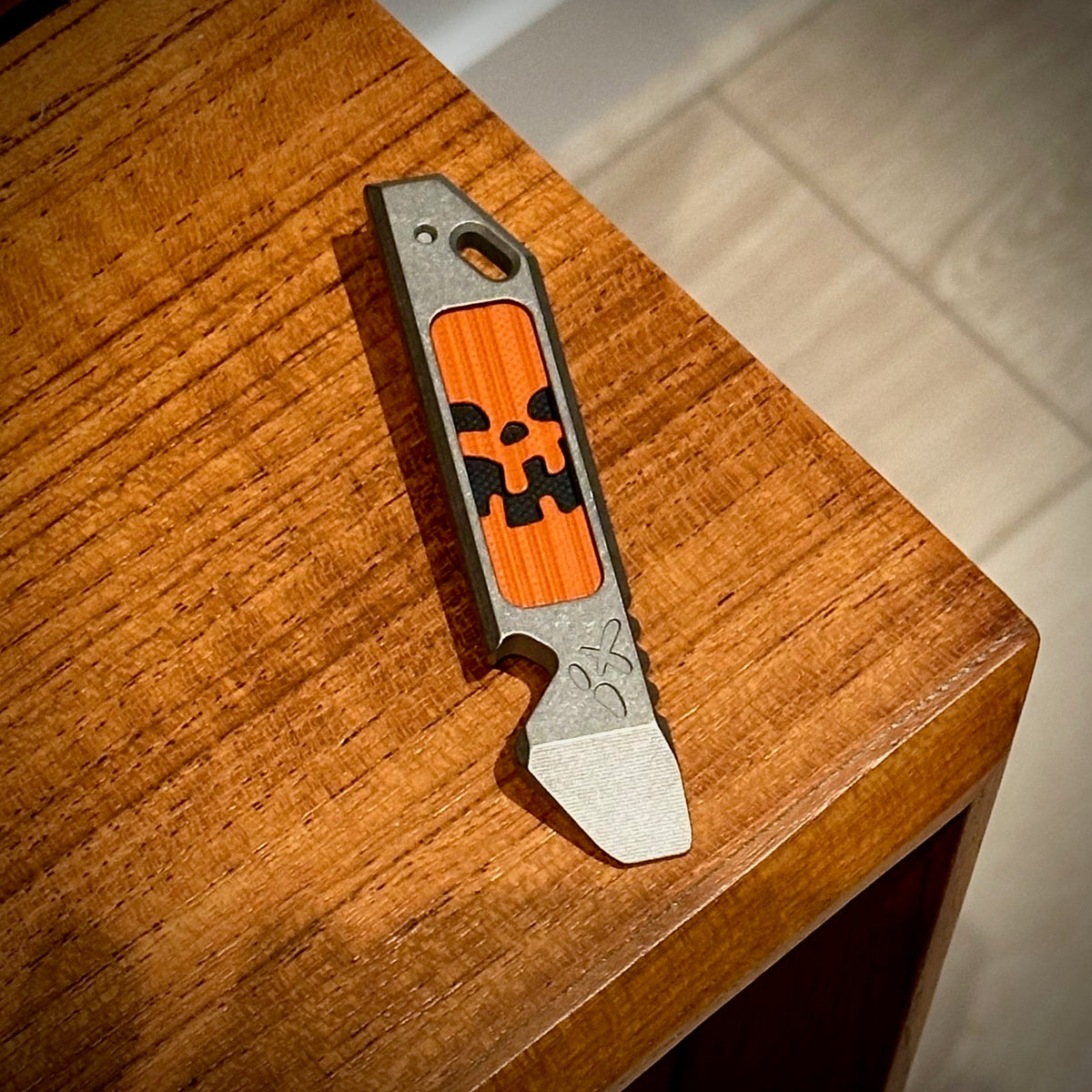 SPOOKY INLAY GOOD LUCK PRY – OEGEDC